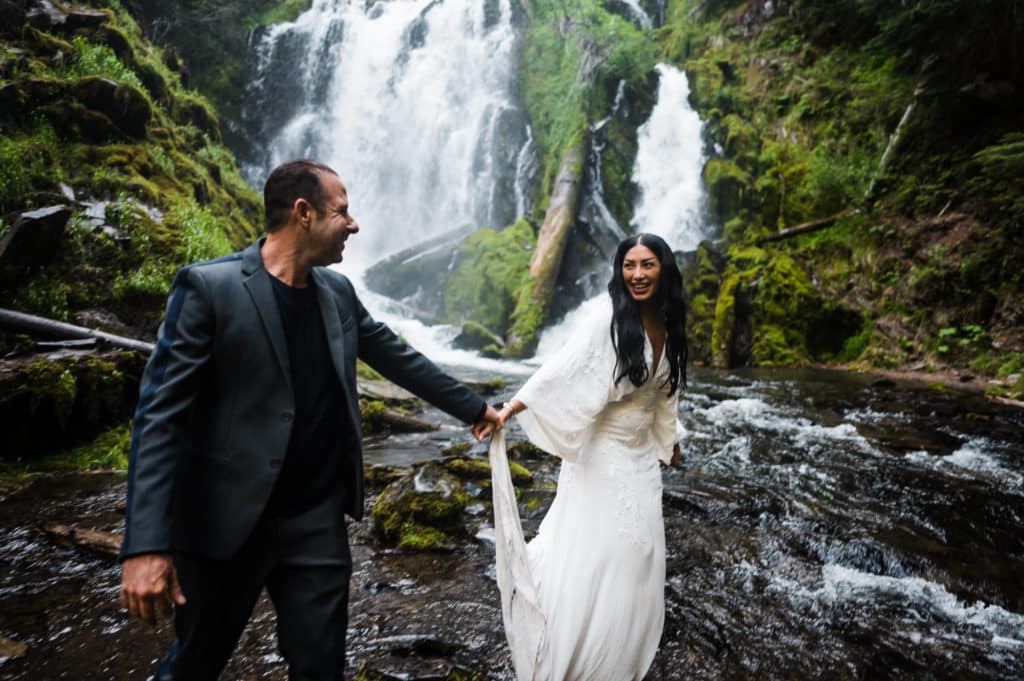 5 Reasons to Elope in Oregon